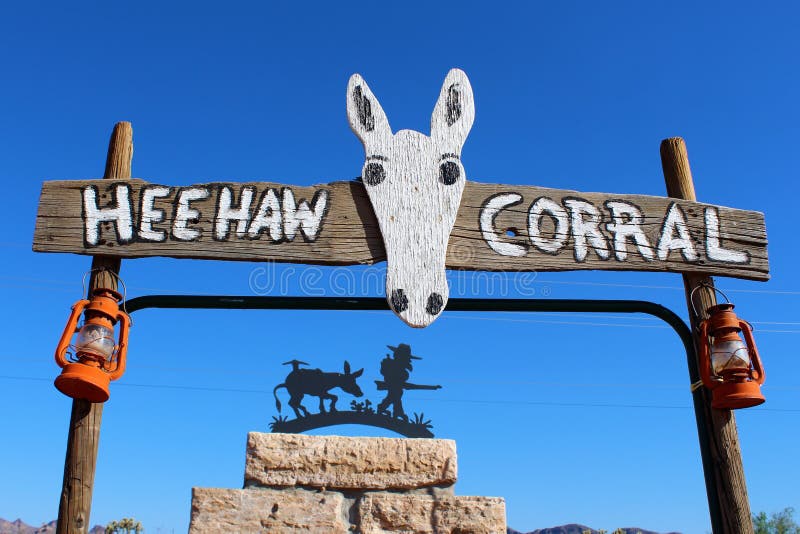 Superstition Mountain Museum Editorial Photography - Image of lost ...