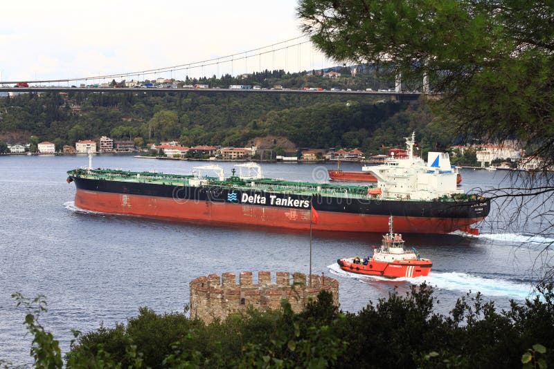 Supertanker redaktionelles stockfoto. Bild von weltweit - 34386103