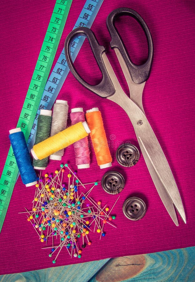 Supplies and Accessories for Sewing - Scissors, Threads, Pins, Buttons ...