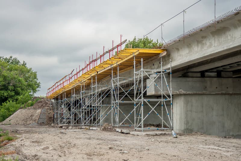 Support scaffolding system stock image. Image of tube - 253735253