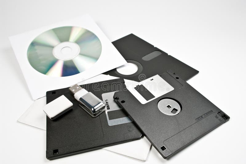 Supports de stockage image stock. Image du support, technologie - 15762133