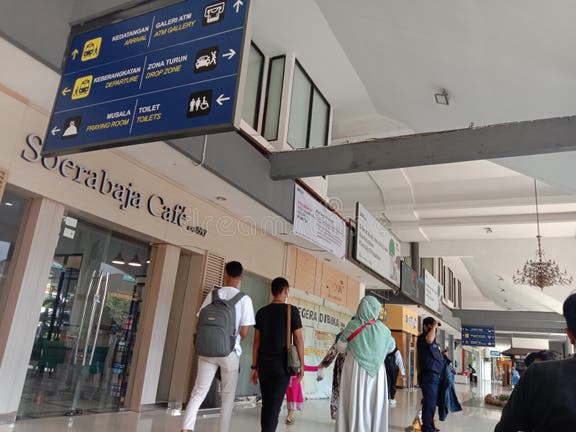 Surabaya Gubeng Station editorial stock photo. Image of pedestrian ...