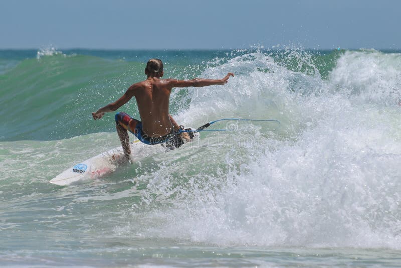 Surfing editorial stock photo. Image of surfing, parkita - 49522743