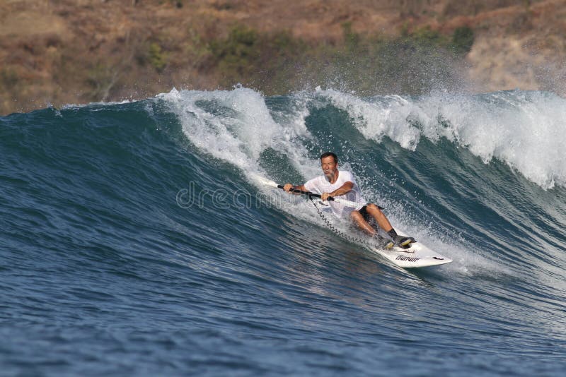 Surfing the Waves editorial photography. Image of surfing - 32830767