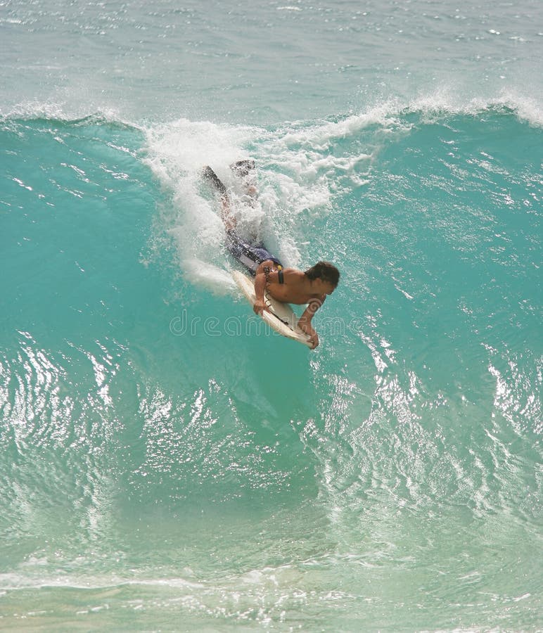 Surfista imagem de stock. Imagem de azul, maui, consoles - 1637857