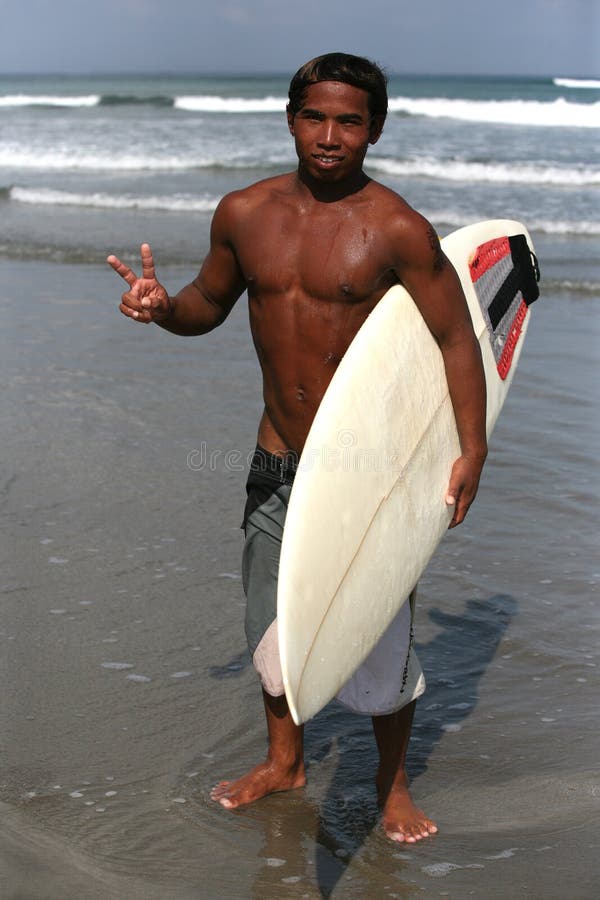 Surfista imagem de stock. Imagem de sunglasses, nadada - 3550097