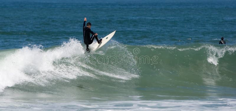 Surfista foto de stock. Imagem de homem, marés, povos, esporte - 761996