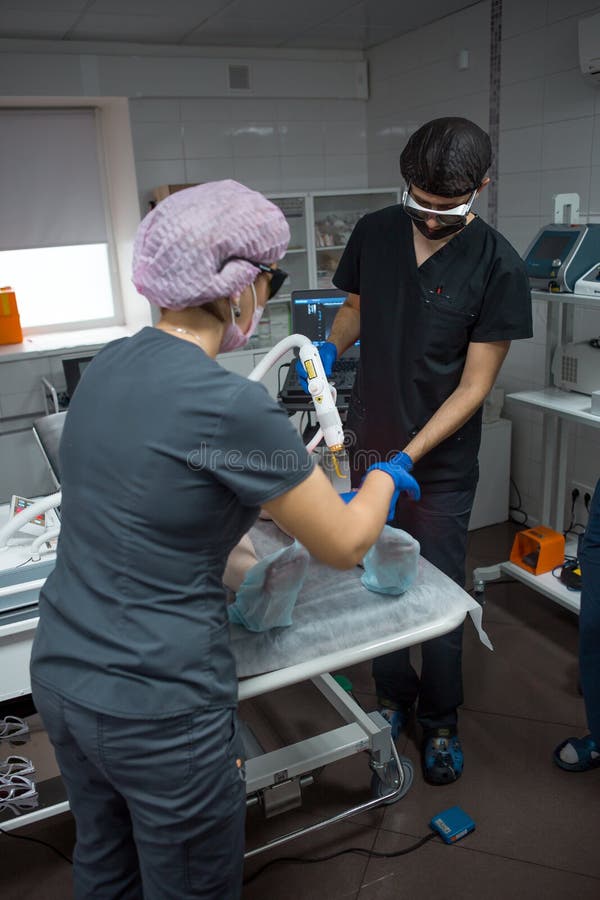 Surgeons Surgeons Doing Leg Surgery Stock Image - Image of treatment ...