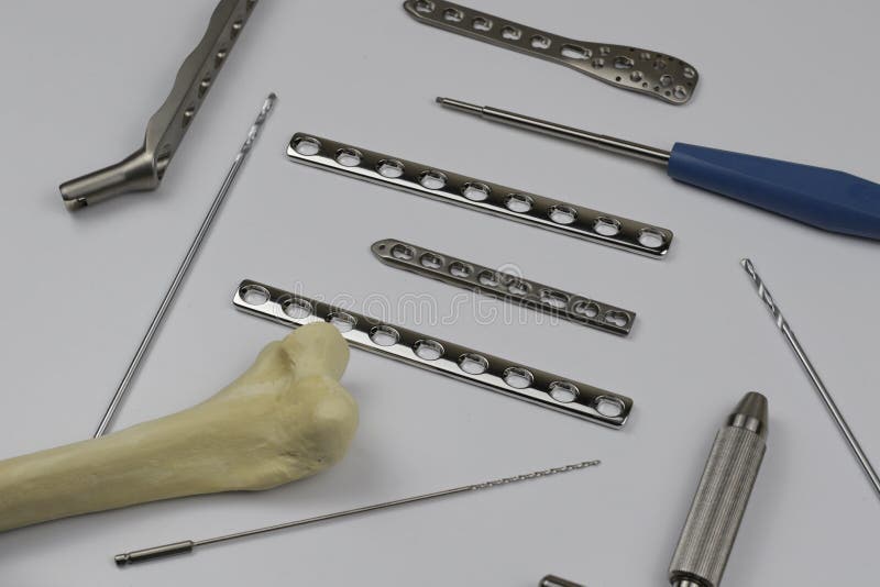 Surgical Instruments in Traumatology for Osteosynthesis of Bone ...