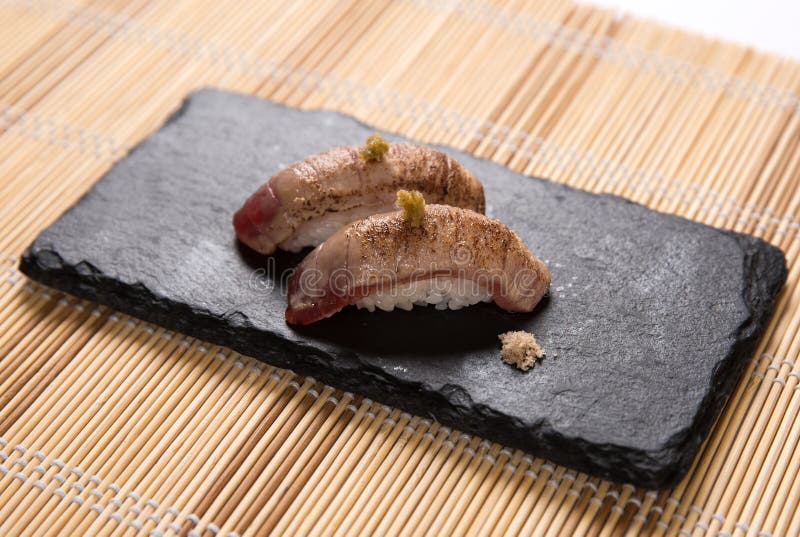 Sushi De Aburi Akami (atum Torched) Imagem de Stock - Imagem de dieta ...