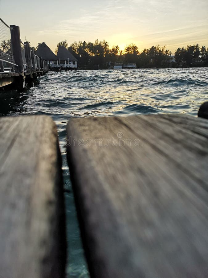 Susnet with High Tide Waves Stock Photo - Image of waves, wave: 287710822