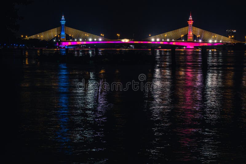 Suspension Bridge Lighting Colorful and Bewitching Effects ...