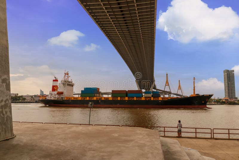 Suspension Bridge Structure Stock Photo - Image of capital, boat: 44265754