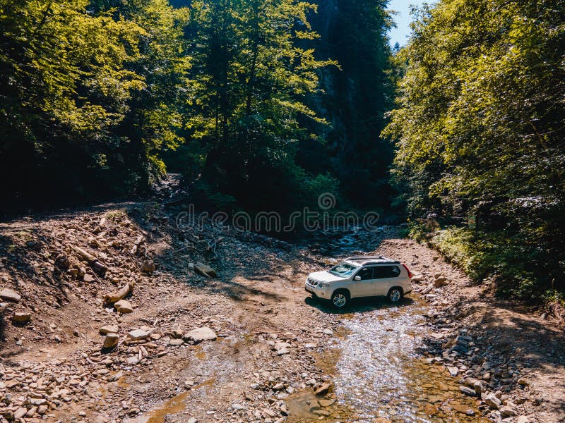 Suv Car Mountains Creek on Background Editorial Stock Image - Image of ...
