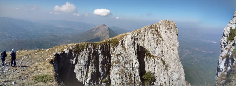 Suva planina Trem stock photo. Image of stamina, rocks - 140652824