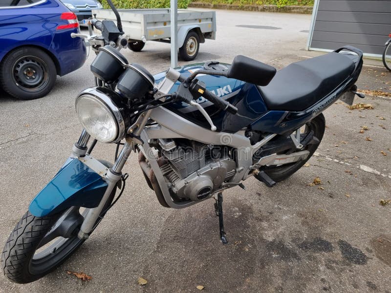 Suzuki gs500 Motorcycle editorial photography. Image of motorcycle ...