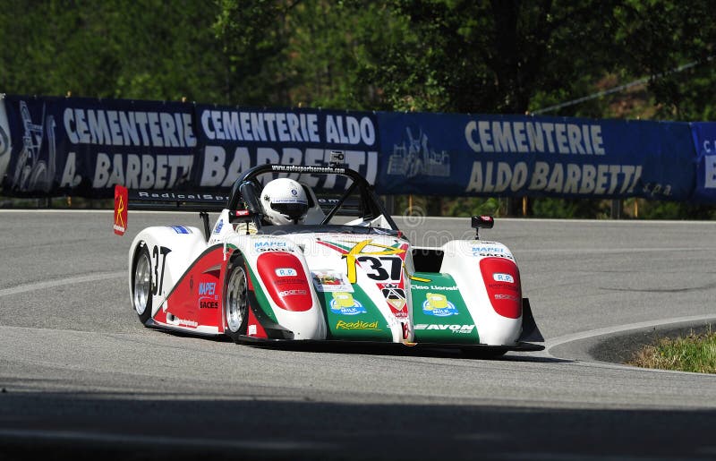 Suzuki SR4 radical foto editorial. Imagem de pneu, estrada - 15704786