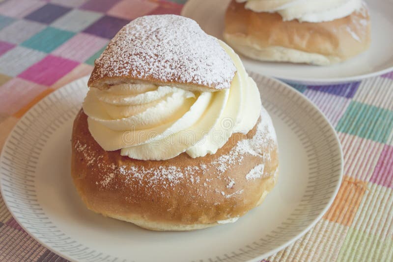 Svensk bakelsesemla, semla arkivfoto. Bild av brigham - 66452414