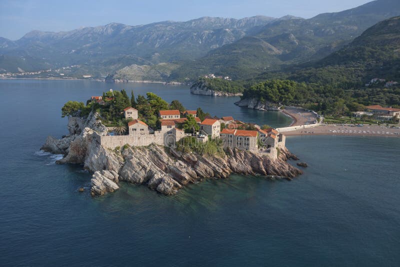 Sveti Stefan imagen de archivo. Imagen de costa, turismo - 31722769