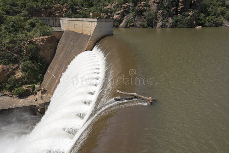 The Swadini Dam Near the Blyde River Stock Image - Image of hill, green ...