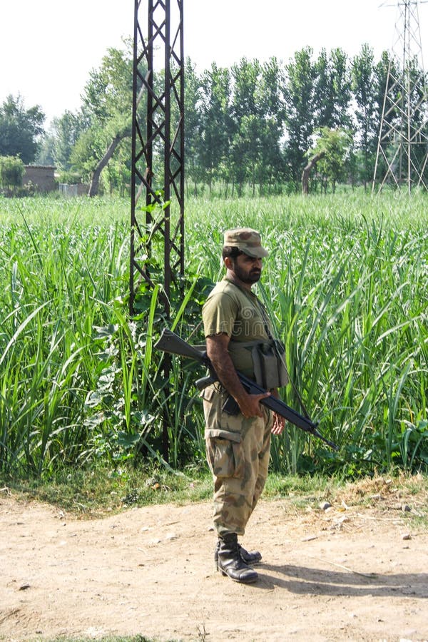 SWAT Valley, Pakistan Floods Editorial Image - Image of desert, aircav ...