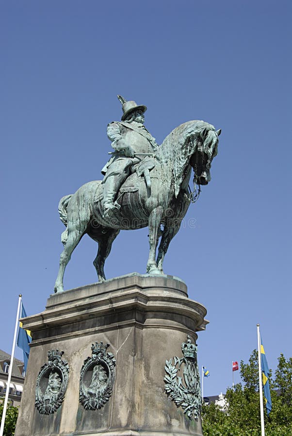 MALMÖ, Schweden: Monument Von König Karl X Gustav Stockfoto - Bild von ...