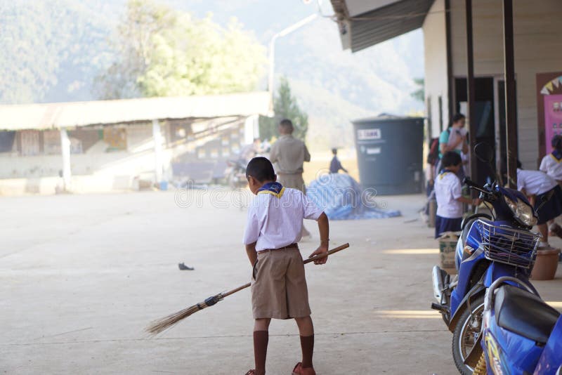 Sweep the courtyard editorial photography. Image of cleaner - 168786902