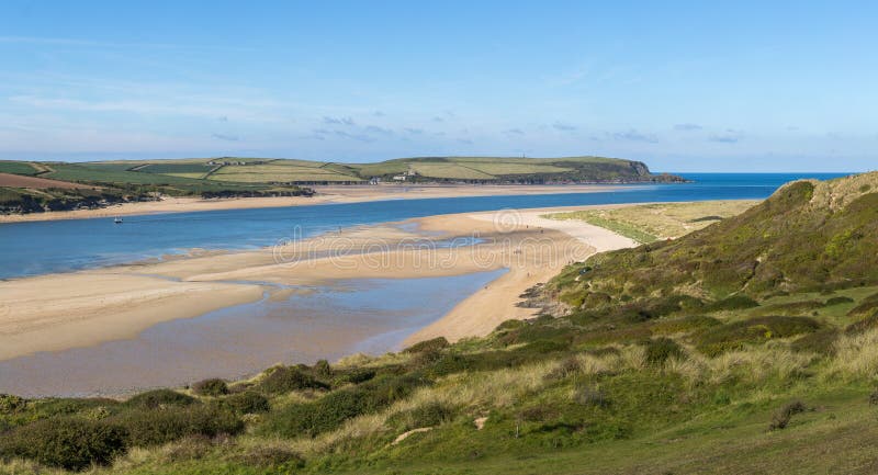 Sweeping Golden Sands, the Camel Estuary, North Cornwall Stock Photo ...
