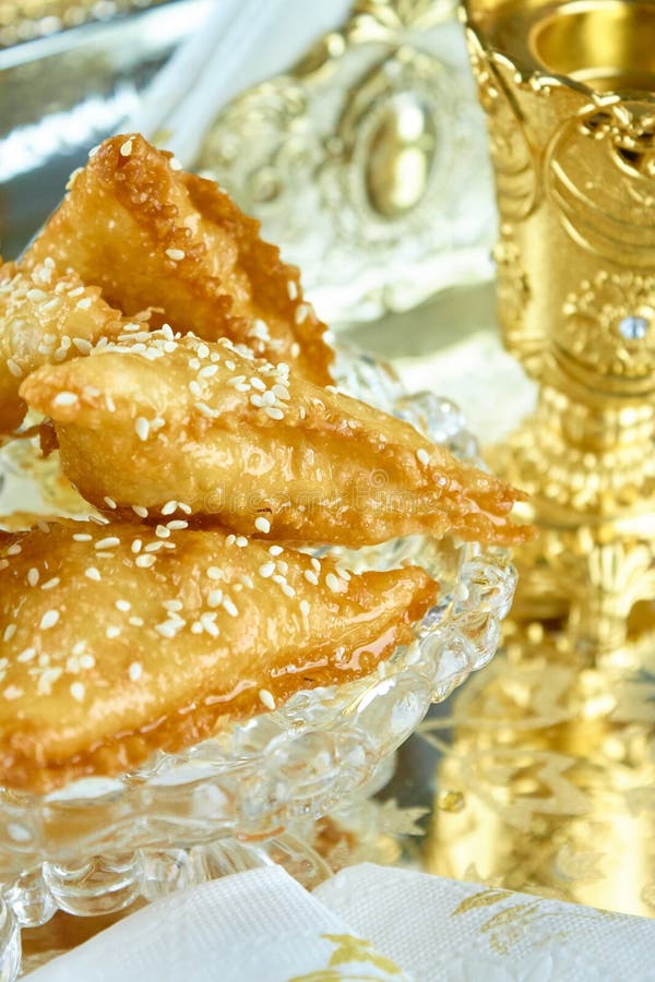 Sweet Arabic Algerian Samsa Samosa Stock Image - Image of baklawa ...