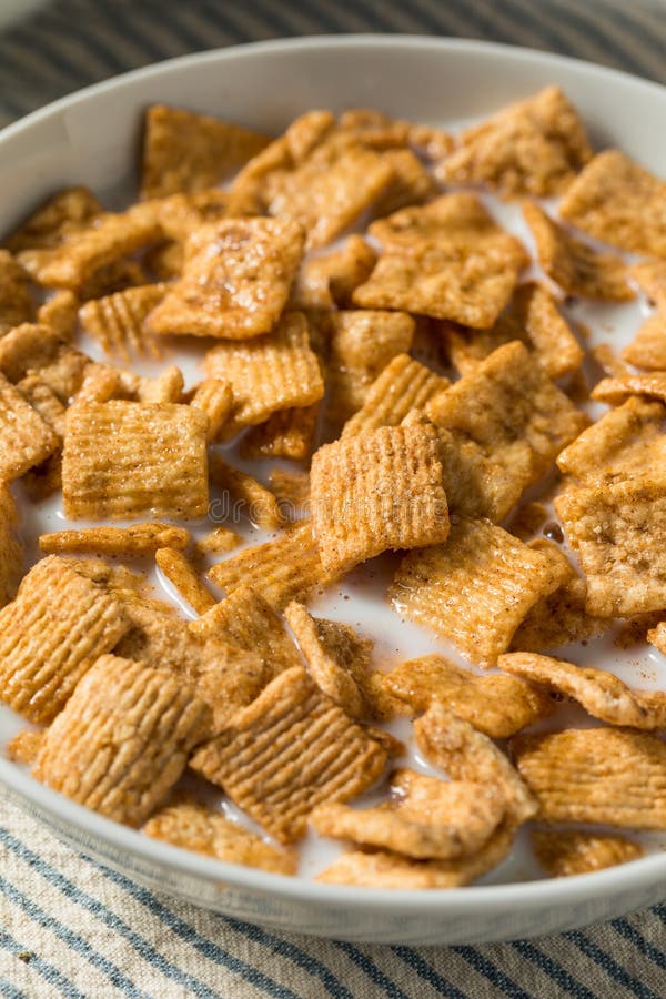 Sweet Crunchy Cinnamon Breakfast Cereal Stock Image - Image of toast ...