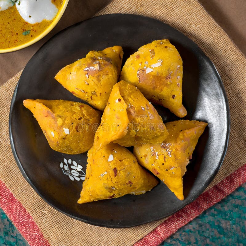 Sweet food Sweet samosa stock illustration. Illustration of mince ...