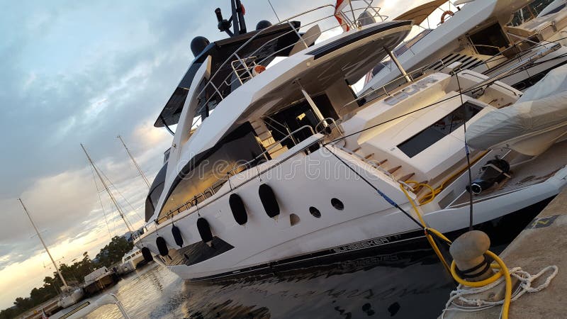 Sweet life editorial photography. Image of trip, sweet - 119950247