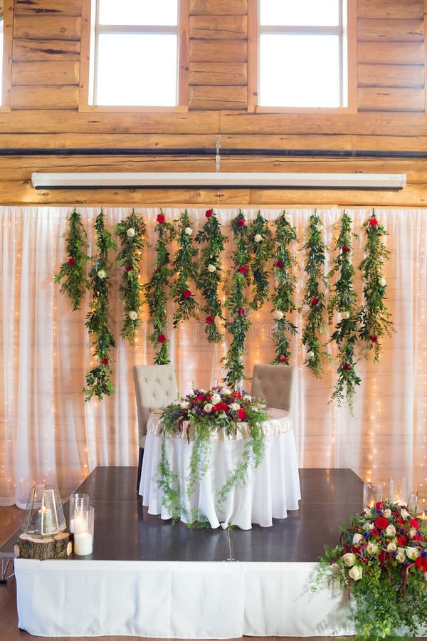 Sweetheart Table for Bride and Groom Stock Image - Image of bouquet ...