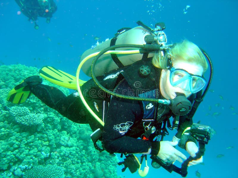 Swimming scuba diver stock photo. Image of breathe, innerspace - 1396286