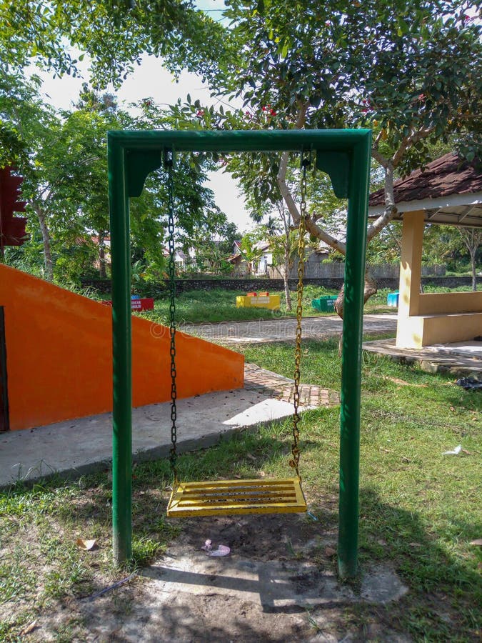 Swing alone editorial stock photo. Image of metal, playing - 135095928