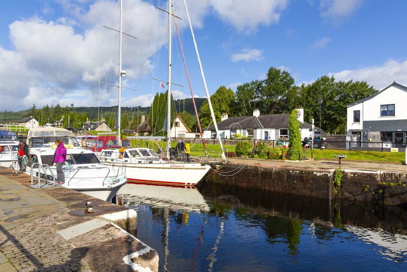 Swing Bridge and Locks in Fort Augustus Editorial Stock Image - Image ...