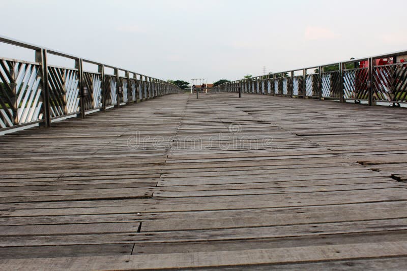 Swing in the Middle of the Bridge and in the Spacious Garden with a ...