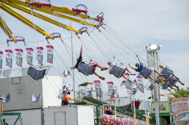 Swing ride editorial photo. Image of amusement, ride - 44672326