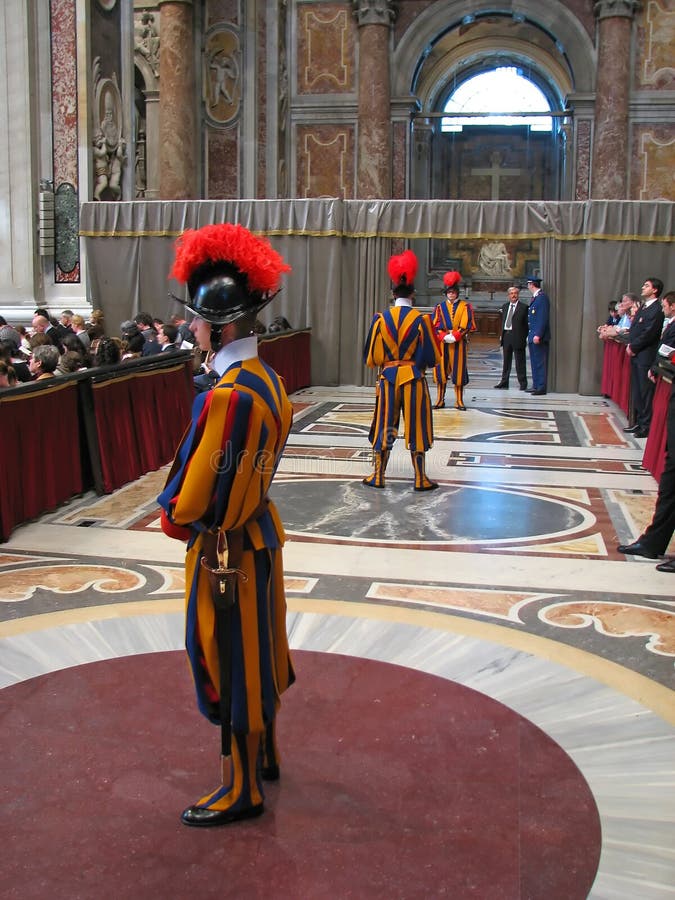 Pontifical Swiss Guards in Vatican. Editorial Photography - Image of ...