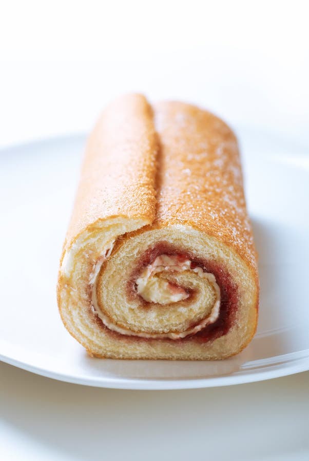 Swiss roll stock photo. Image of cream, baked, roll, pudding - 9189678
