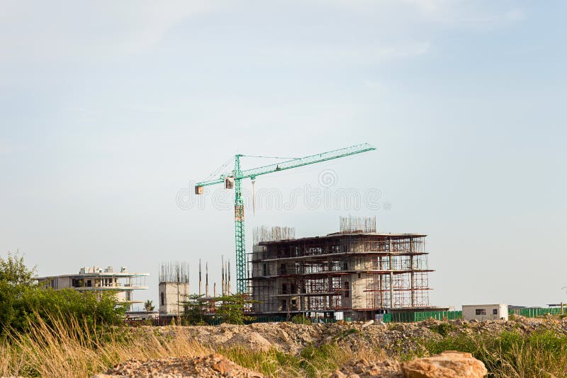 Swivel Joint and Connection with a Steel Cable when Installing the ...