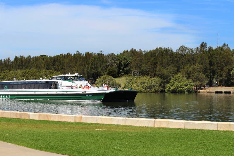 Parramatta River and John Whitton Bridge @ Meadowbank and Rhodes Sydney ...