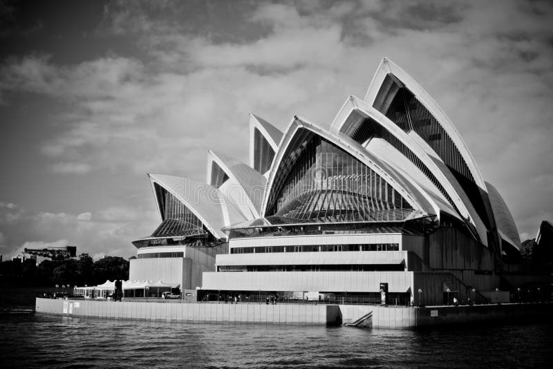 Sydney opera house editorial photo. Image of opera, white - 50351001