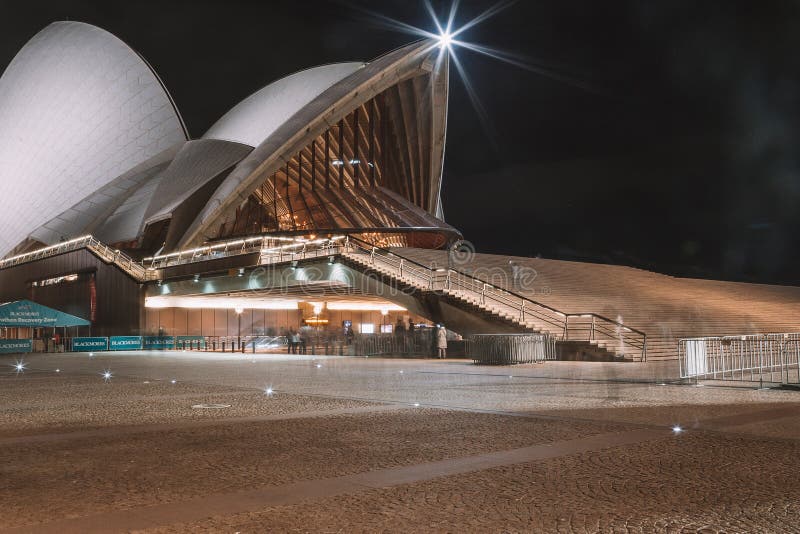 Sydney Opera House at Night Editorial Image - Image of dark, modern ...