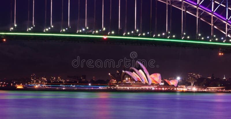 Sydney Opera House at Night Editorial Photo - Image of cityscape ...