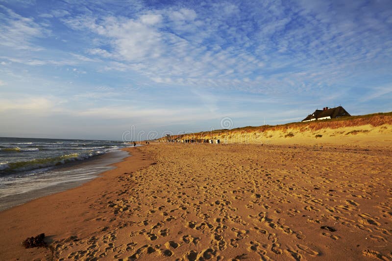 Sylt (Duitsland) - Rantum-strand Bij Zonsondergang Stock Foto - Image ...