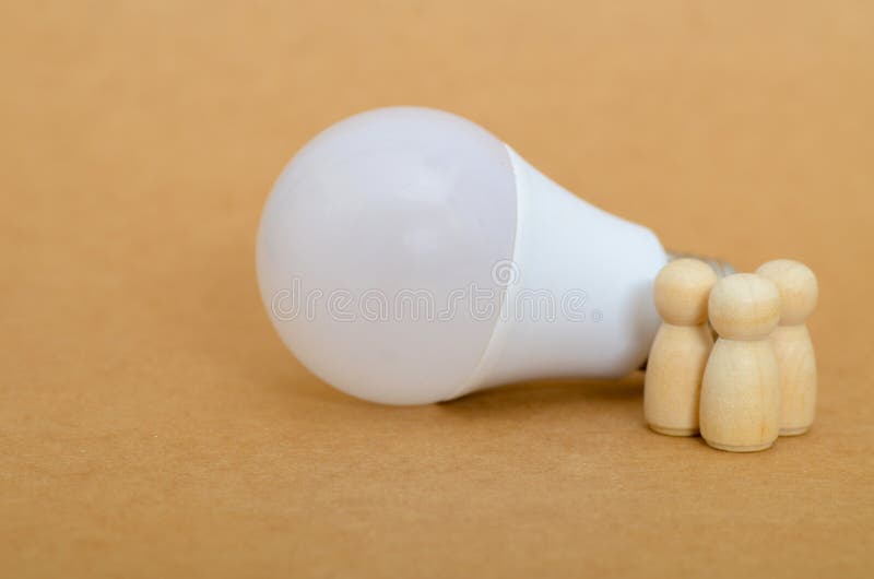 Symbol of Knowledge: Light Bulb Illuminating a Groupâ€™s Understanding ...