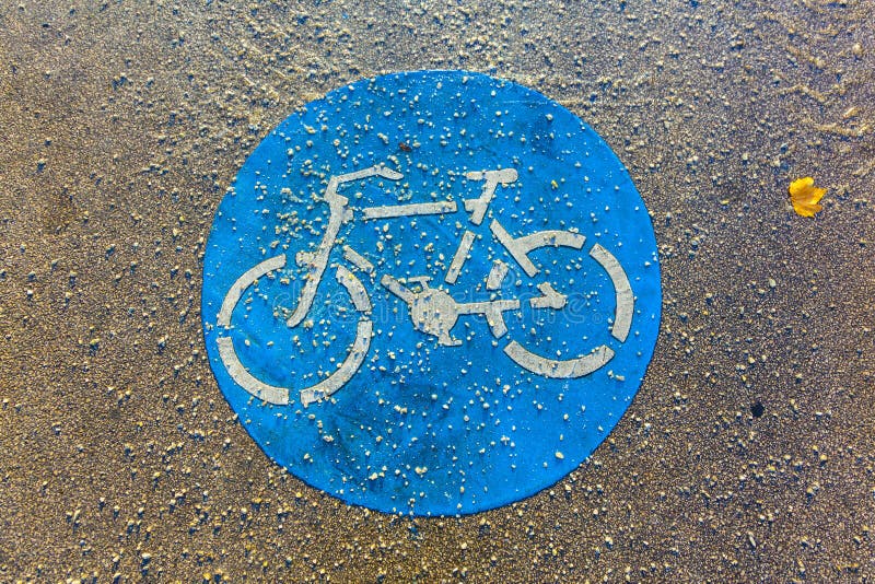 Symbol for Path and Bikelane Stock Photo - Image of motion, paceway ...