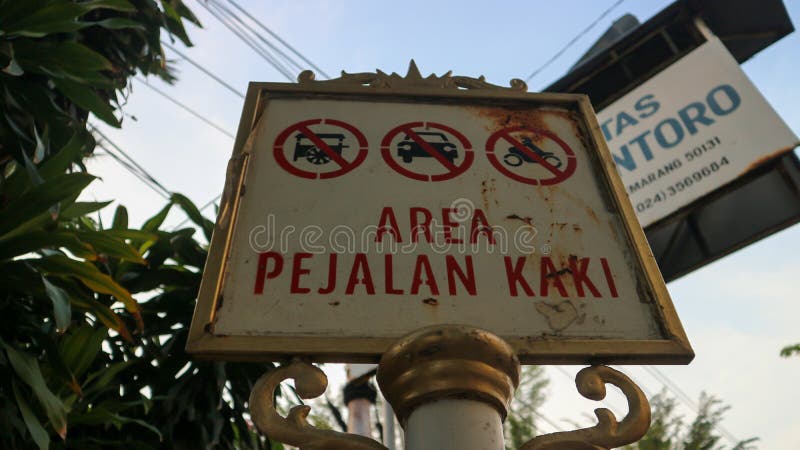 Symbol of Road Use only for Pedestrians and Prohibition for Motorized ...