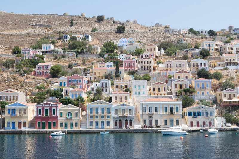 Symi/Simi Island image stock. Image du montagnes, vacances - 76795019